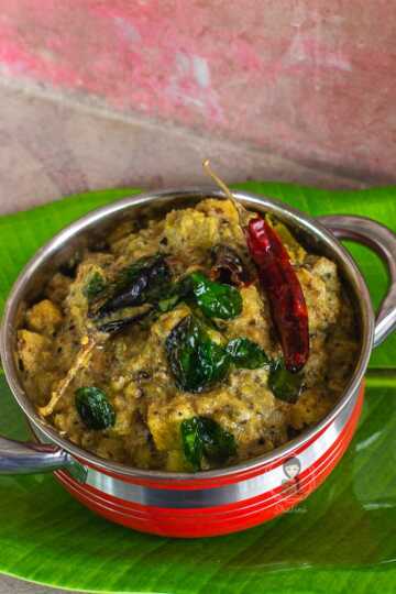 Erissery | Kerala Style Pumpkin in Spiced Coconut Sauce #AtoZChallenge